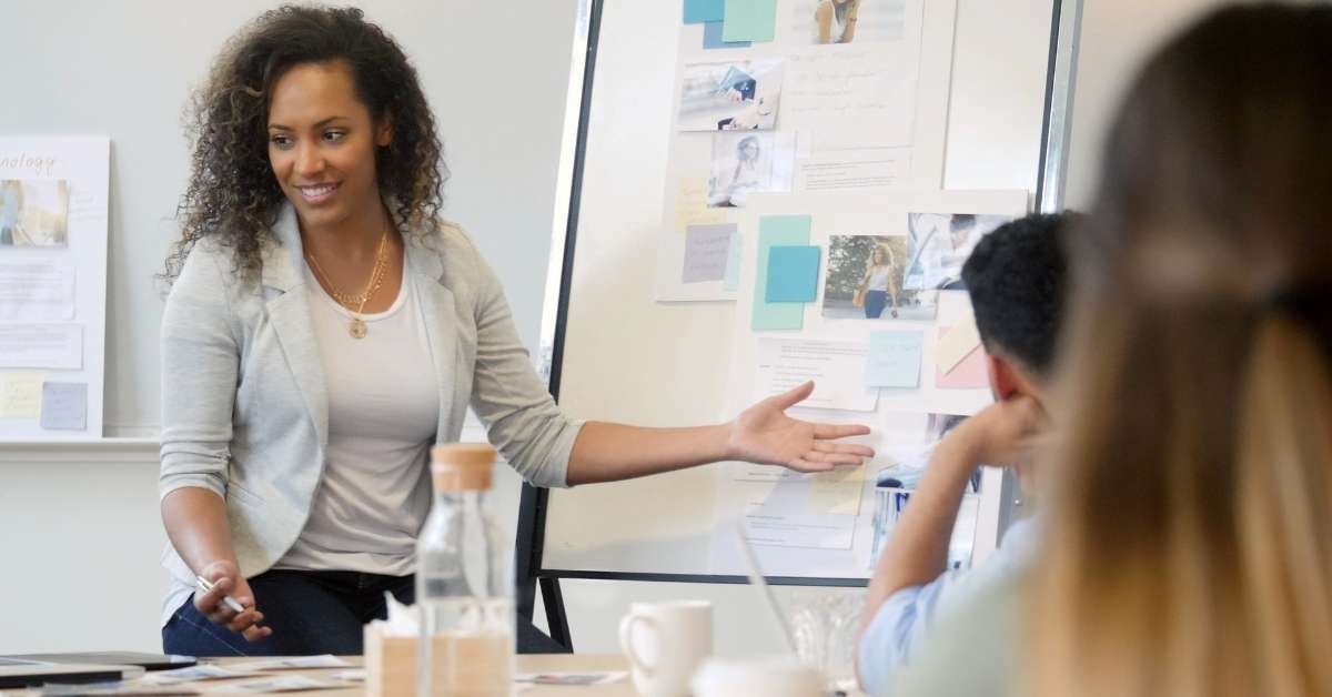 Decoding Design: A Simple Guide For The Process Of Designing. - ISIM